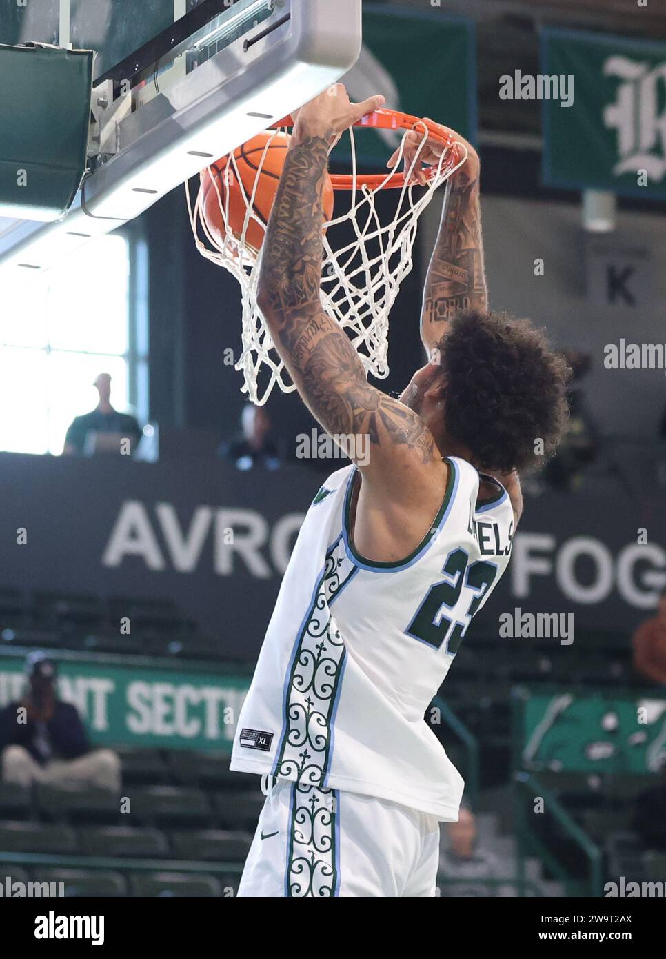New Orleans, USA. 29th Dec, 2023. Tulane Green Wave center Percy ...