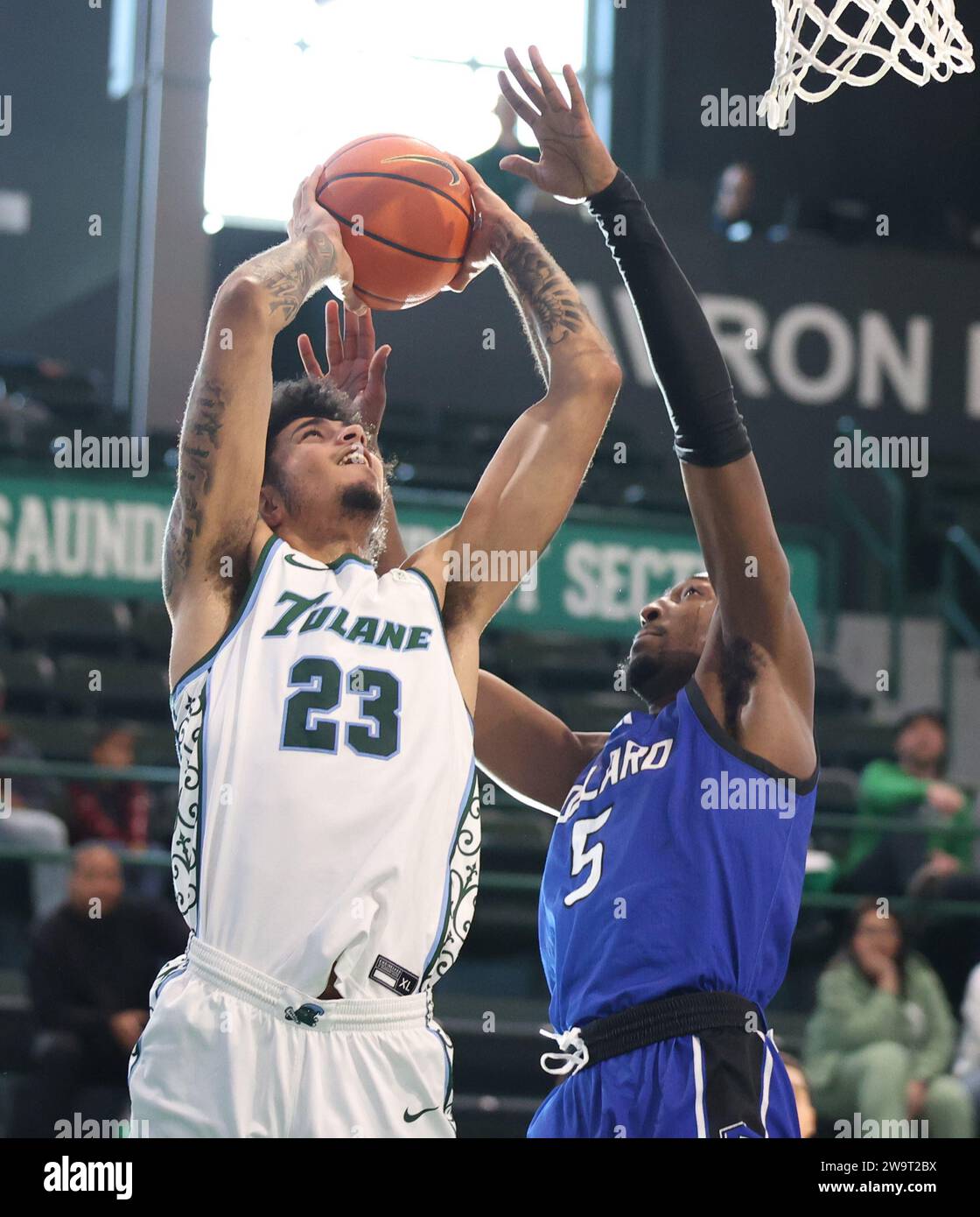 New Orleans, USA. 29th Dec, 2023. Tulane Green Wave center Percy ...