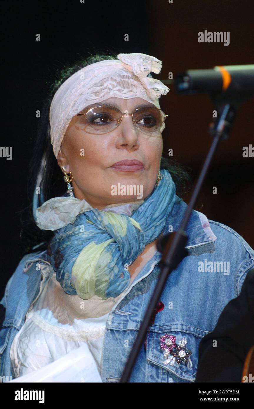 Berte immagini 2004 hi-res stock photography and images - Alamy