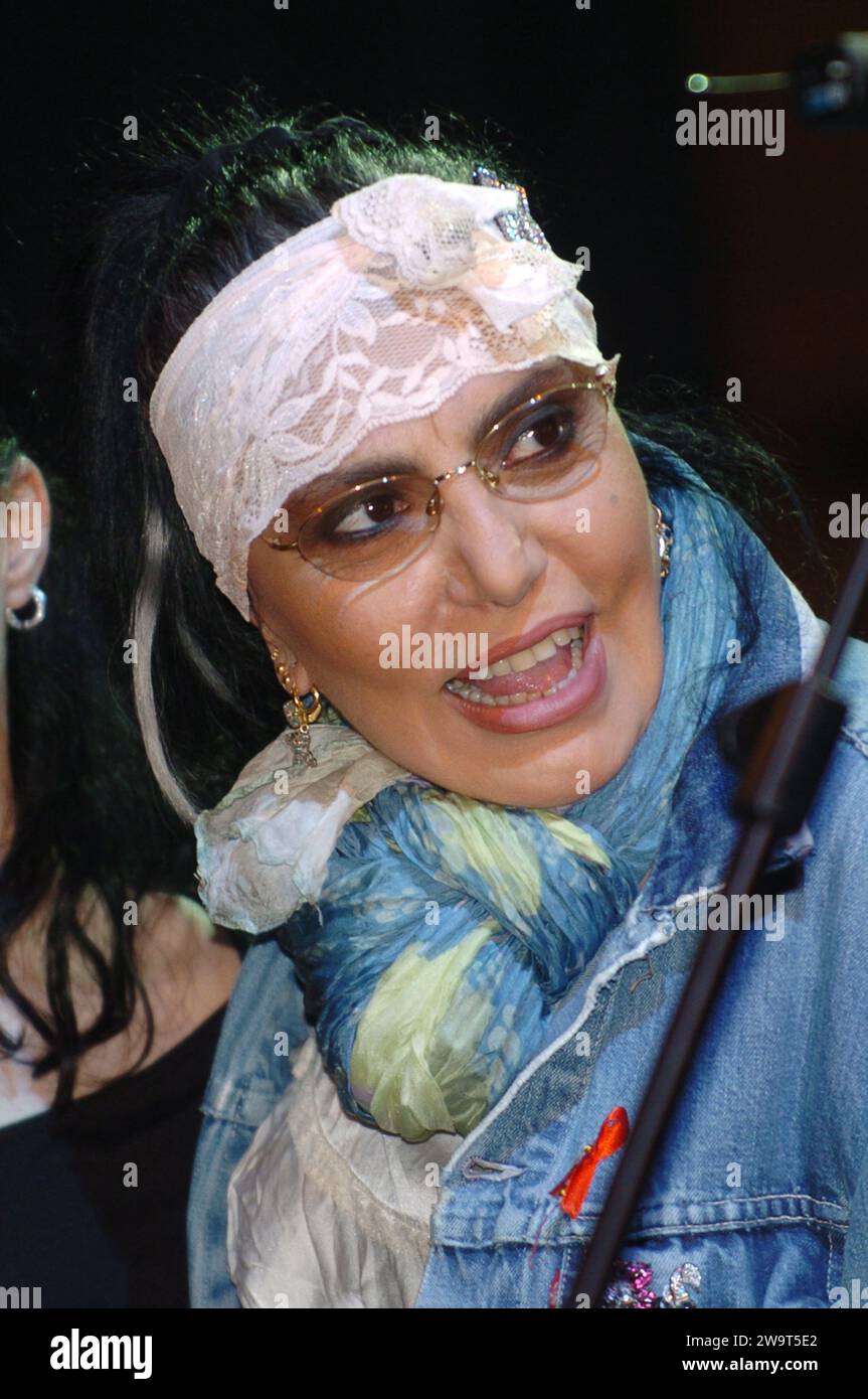 Berte immagini 2004 hi-res stock photography and images - Alamy