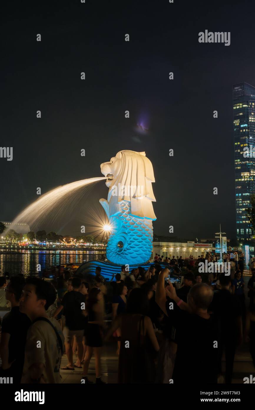 Singapore - June 24 2023: Merlion Fountain Mascot Iconic Statue Stock ...