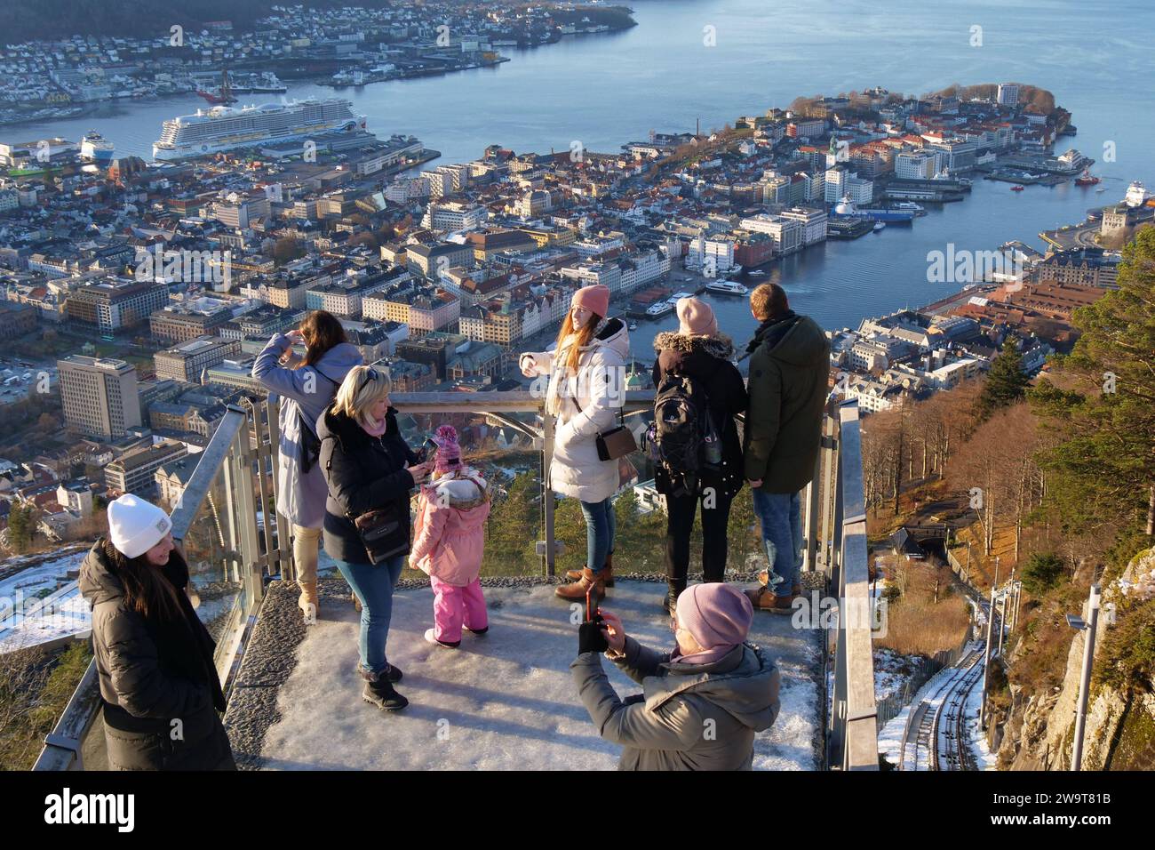 Bergen, Norwegen-Mit der Bergbahn auf den Berg Floyen in Bergen Bergen ...
