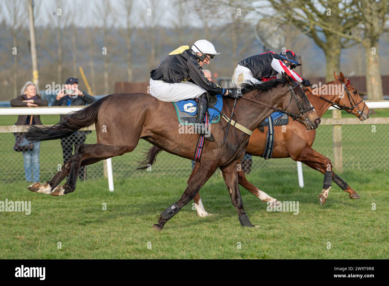 Gambie Tiep, ridden by James Best and trained by Robert Walford ...