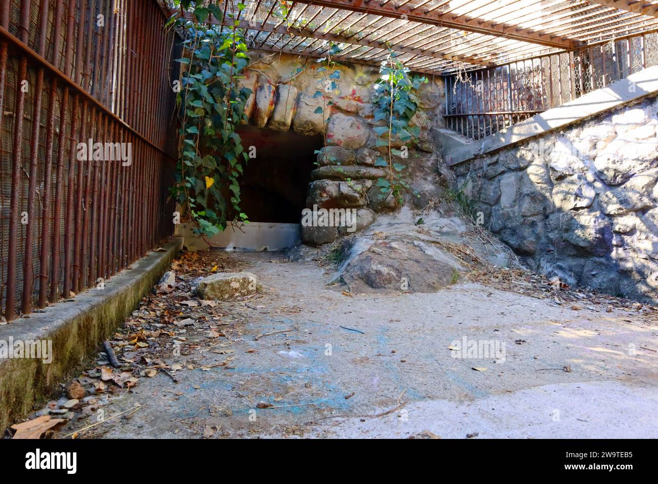 Los Angeles, California: Old Abandoned Los Angeles Zoo located in ...