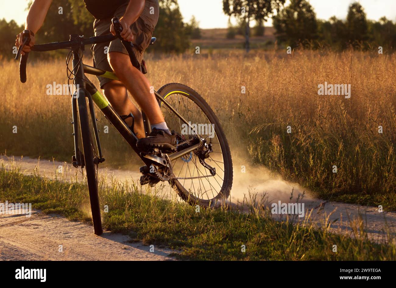 Dust cycle hi-res stock photography and images - Alamy