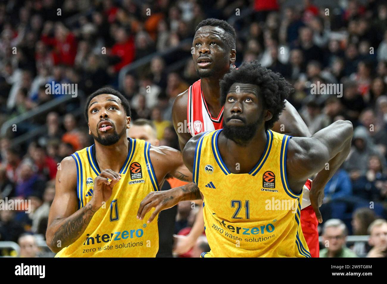 Berlin, Deutschland 29. Dezember 2023: Basketball EuroLeague - 2023/ ...