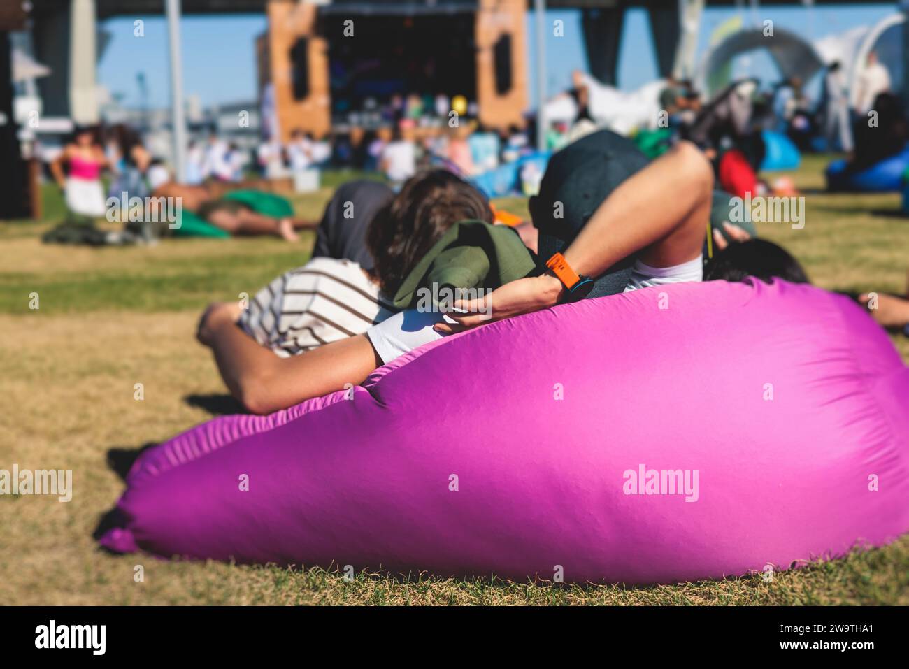 Groupies musician hi-res stock photography and images - Alamy