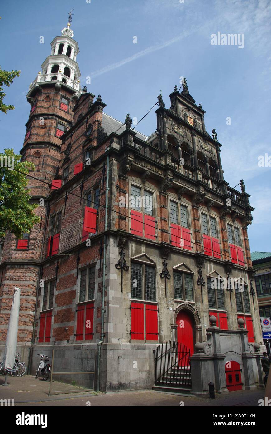 Old town the hague hi-res stock photography and images - Alamy