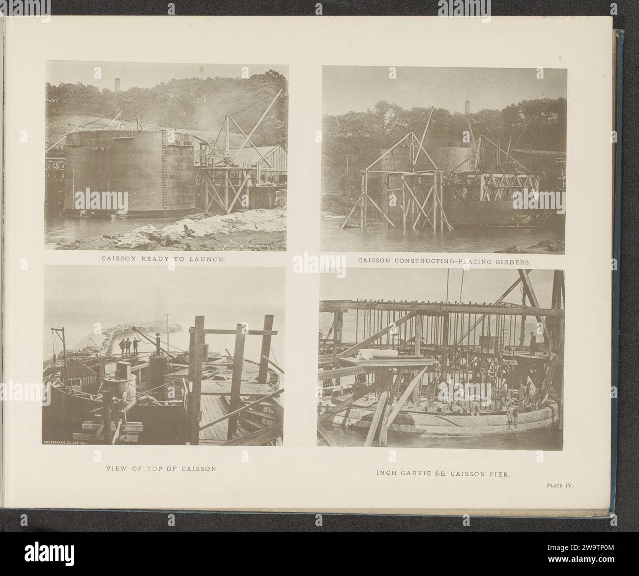 Caisson forth bridge hi-res stock photography and images - Alamy