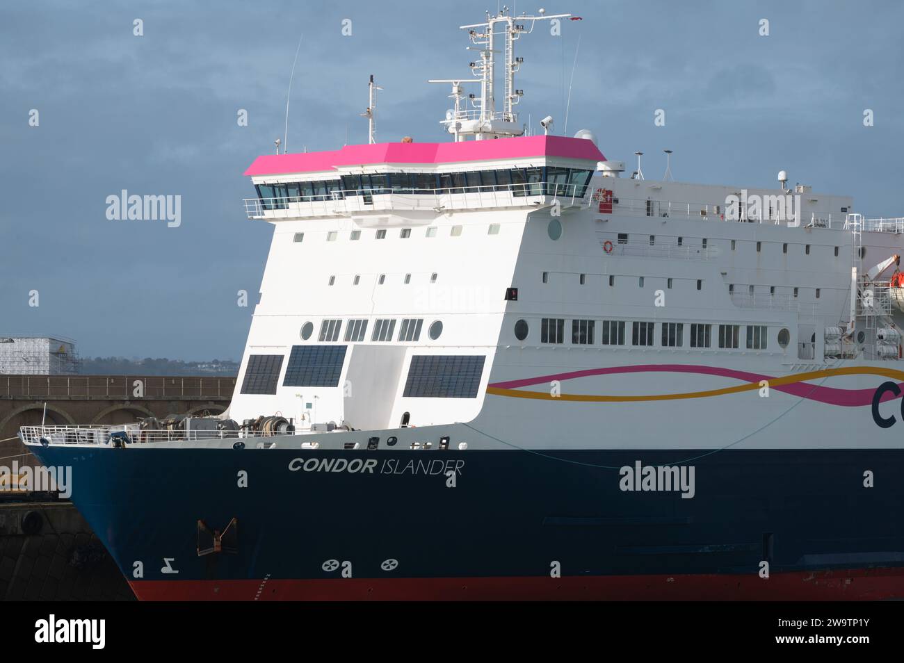 Condor islander hi-res stock photography and images - Alamy