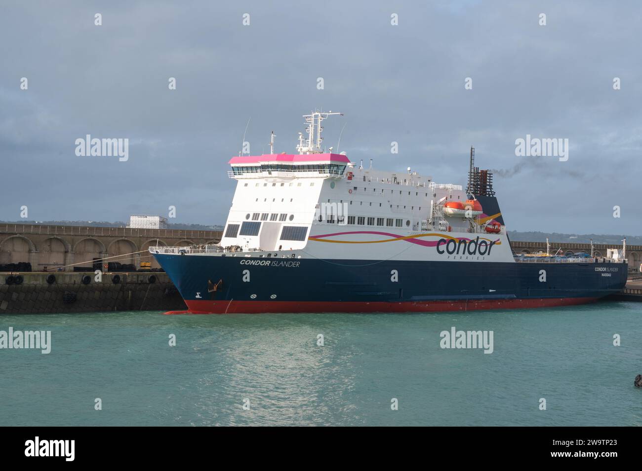 Condor islander ferry hi-res stock photography and images - Alamy