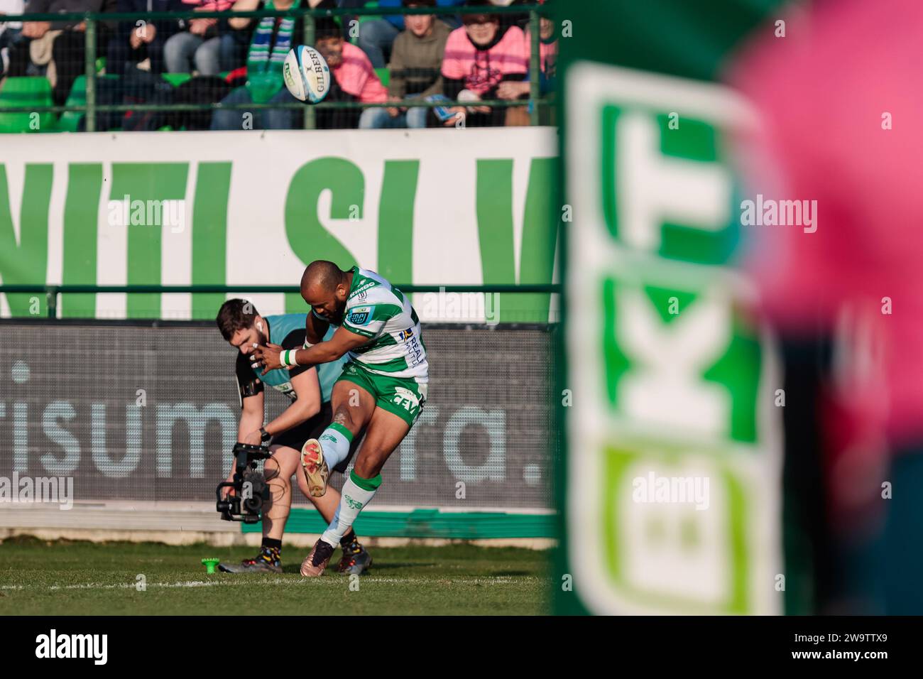 Treviso, Italy. 30th Dec, 2023. Rhyno Smith (Benetton Rugby) during ...