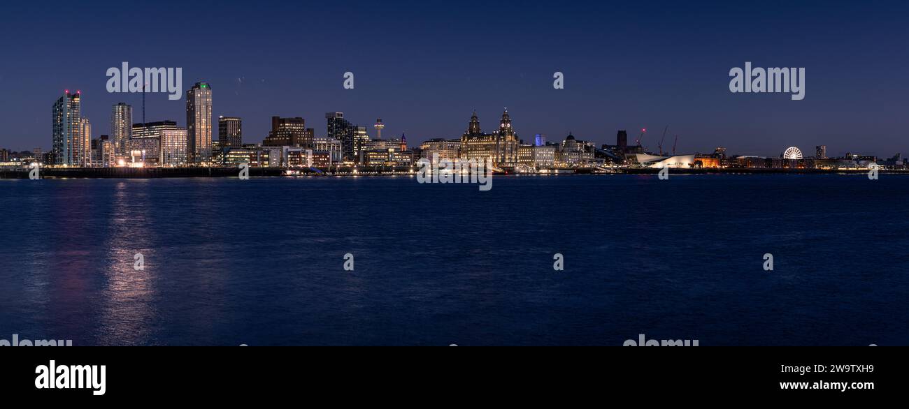 Panorama of Liverpool waterfront skyline at night Stock Photo - Alamy