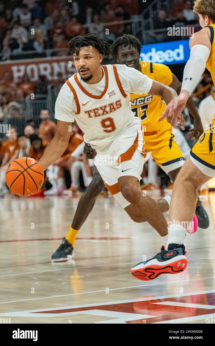 Austin, USA. 29th Dec, 2023. Dec 29, 2023. Ithiel Horton #9 of the ...