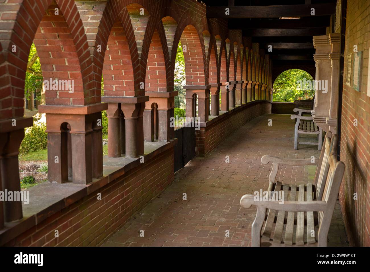 UK, England, Surrey, Compton, Watts Cemetery, memorial cloister Stock ...