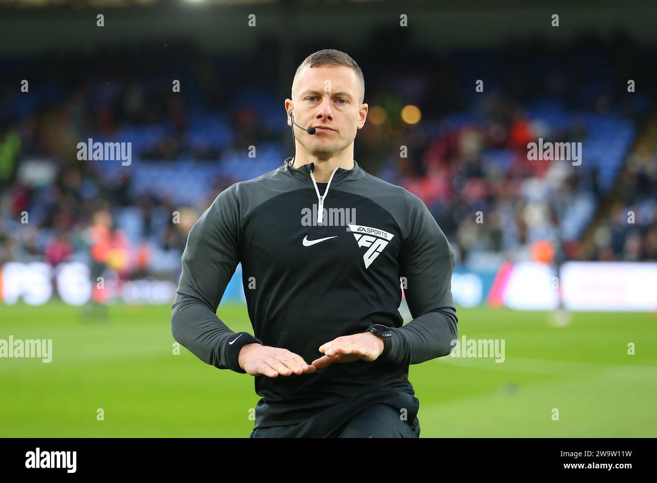 Selhurst Park, Selhurst, London, UK. 30th Dec, 2023. Premier League ...