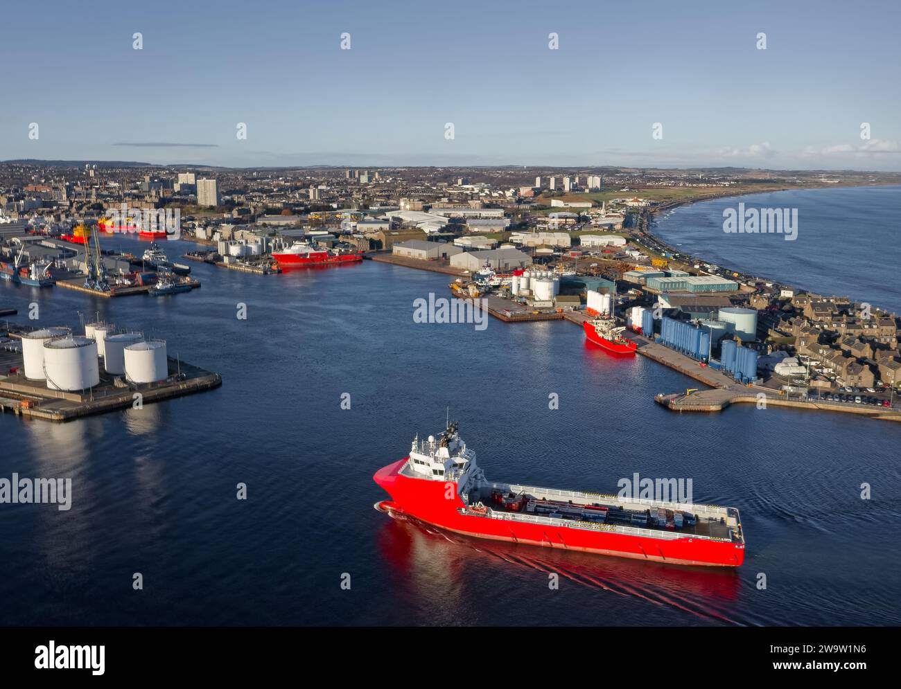 Aberdeen harbour and ships viewed from above Stock Photo - Alamy
