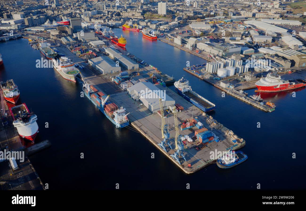 Aberdeen harbour and ships viewed from above Stock Photo - Alamy