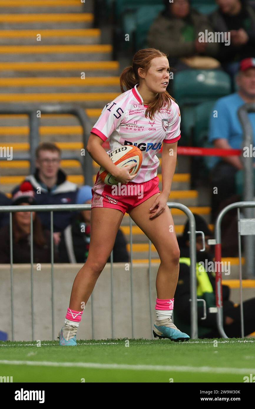 Twickenham, UK. 30th Dec, 2023. Mia Venner of Gloucester-Hartpury ...