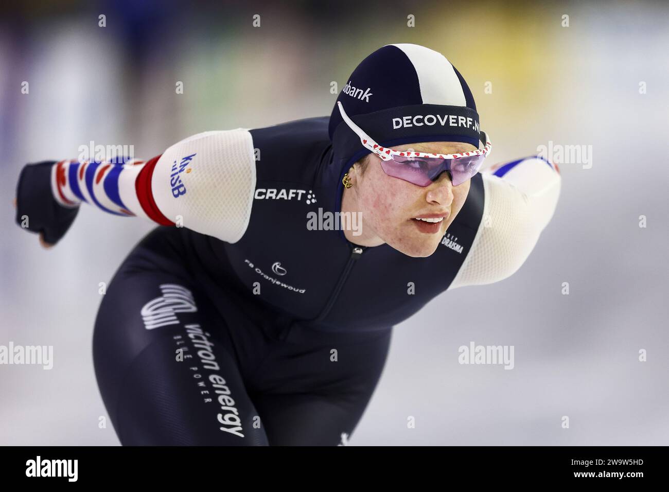 HEERENVEEN - Isabel Grevelt in action on the 1000 meters during the ...