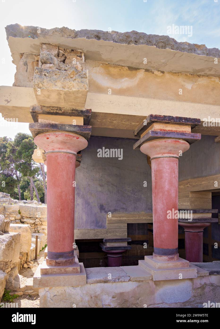 Palace of minos hi-res stock photography and images - Alamy