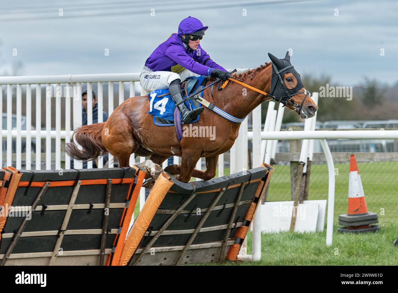 Aliomaana clearing the hurdles hi-res stock photography and images - Alamy