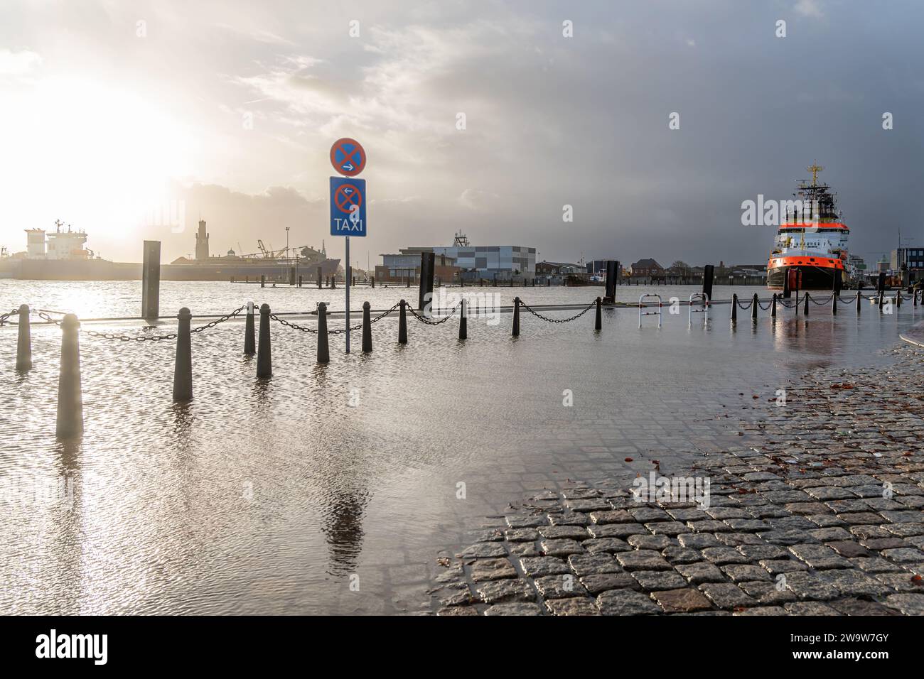storm surge in the port of Cuxhaven, Germany Stock Photo - Alamy