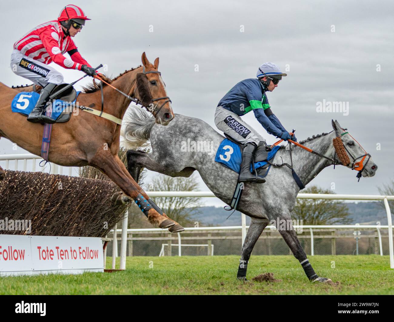 Belle jour over the fences hi-res stock photography and images - Alamy