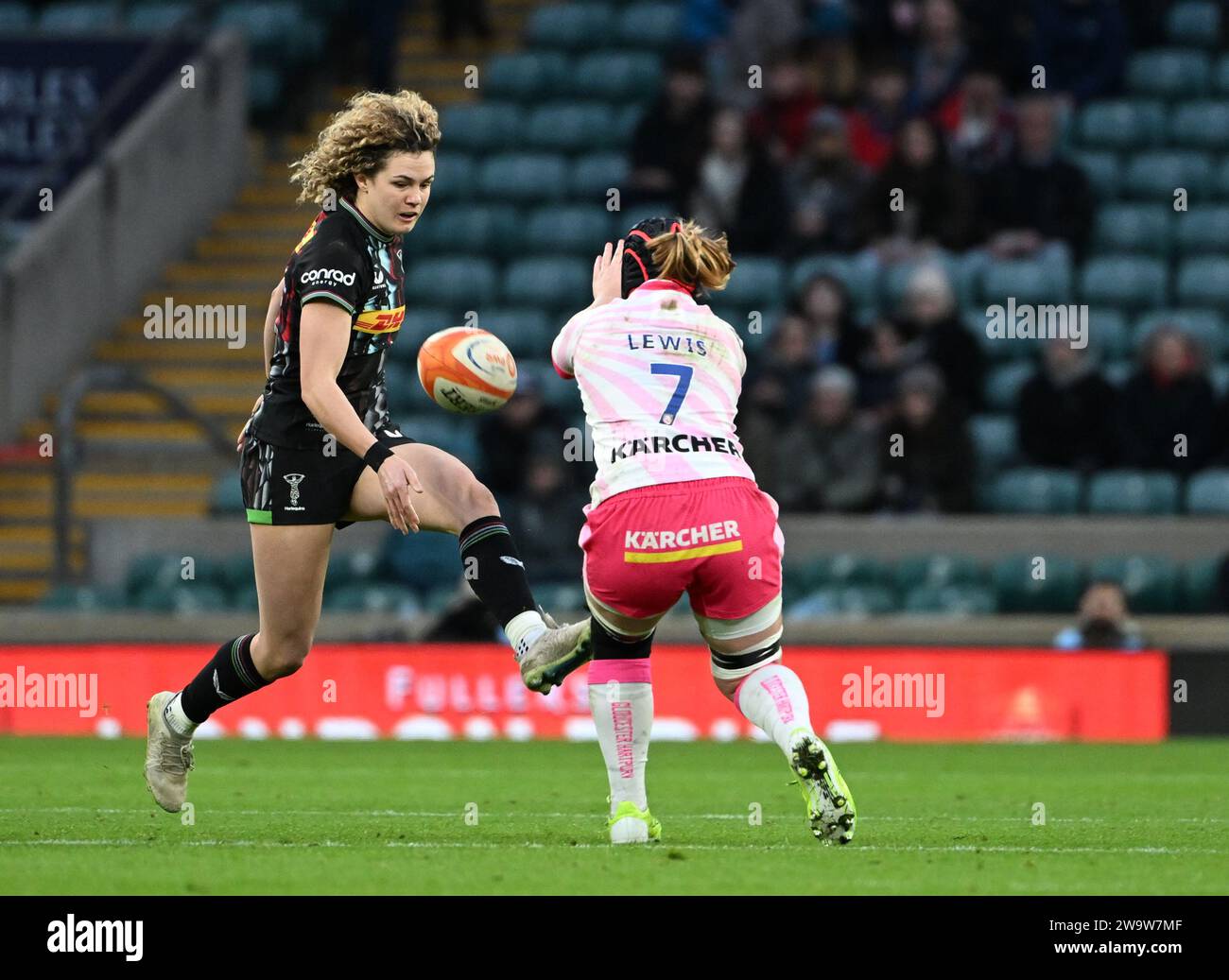 Ellie lewis hi-res stock photography and images - Alamy