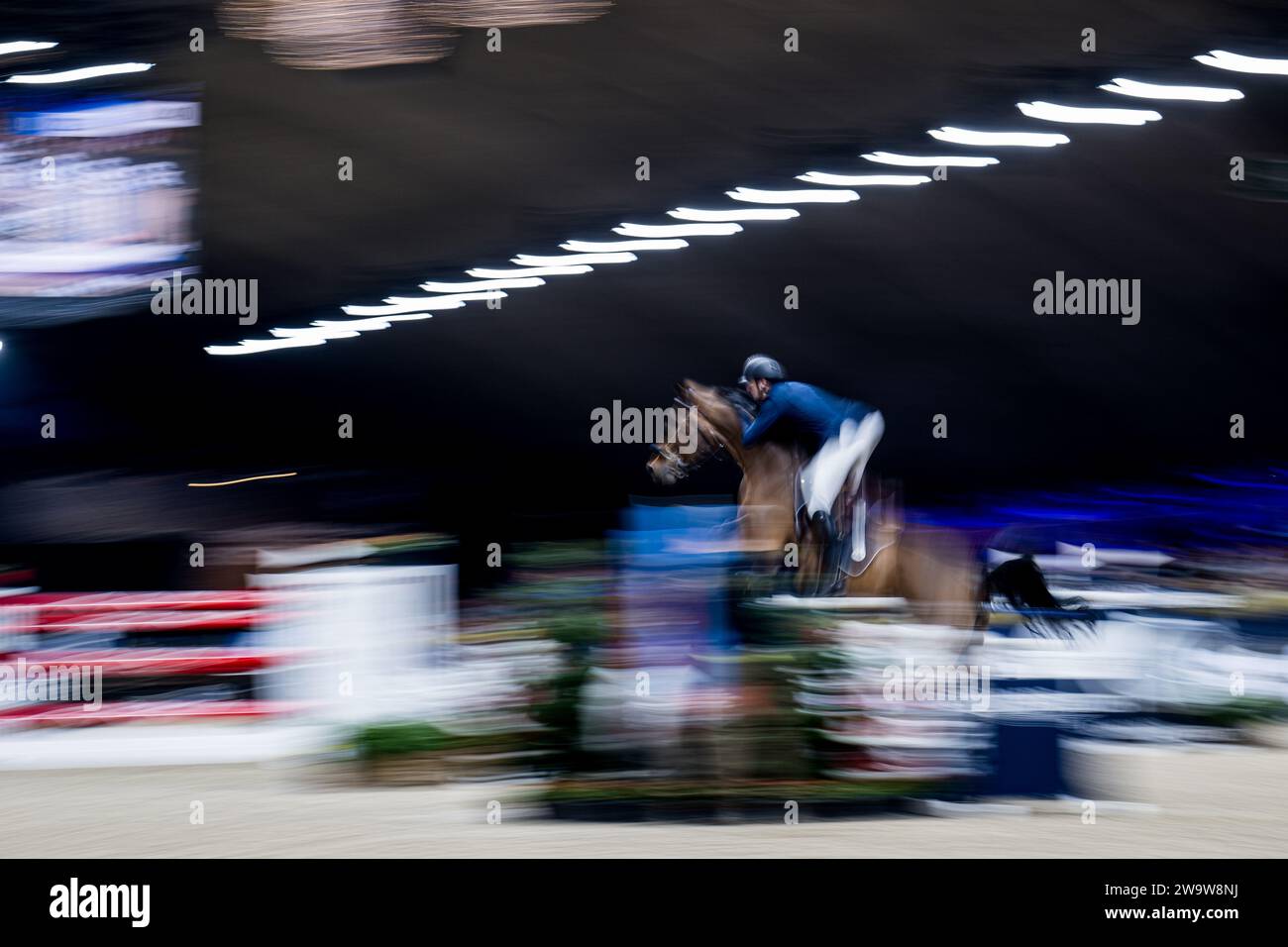 Bond jamesbond de hay hi-res stock photography and images - Alamy