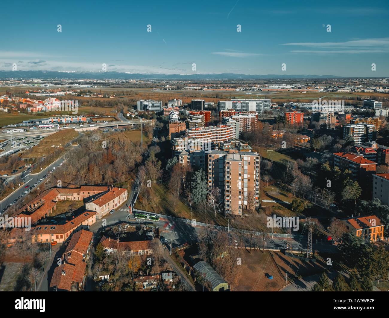 Cityscape from above. Vista dal drone di San Donato Milanese, Provincia ...