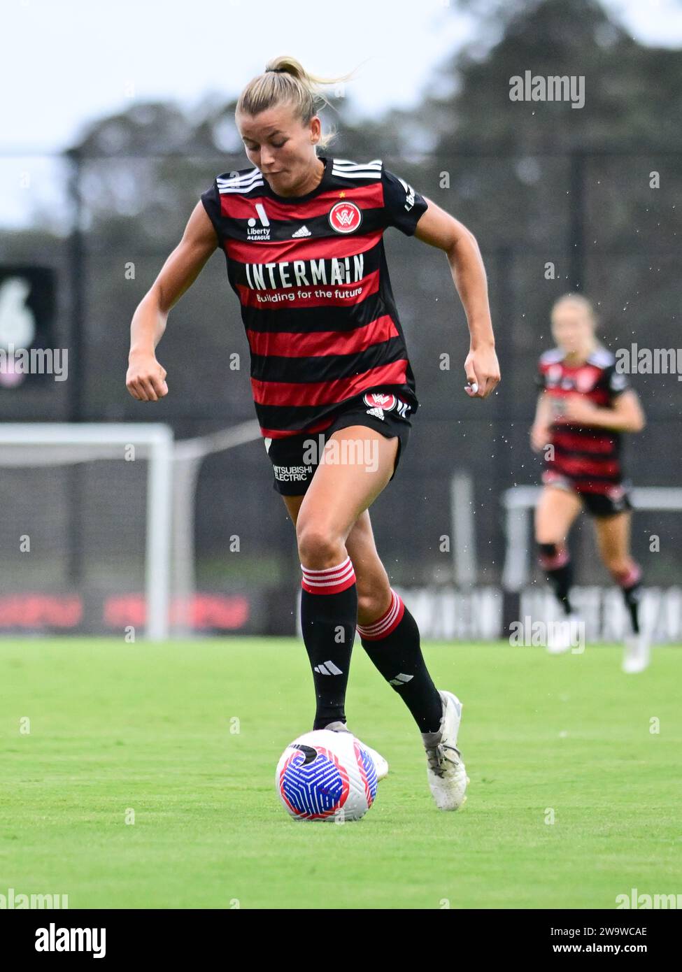 Rooty Hills, Australia. 30th Dec, 2023. Sophie Harding of Western ...
