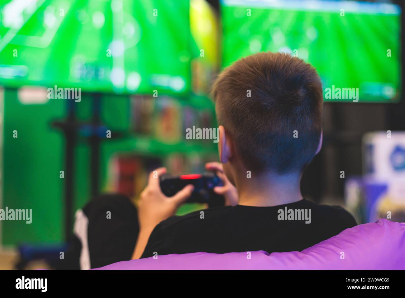 Process of playing video games, video game console with wireless ...