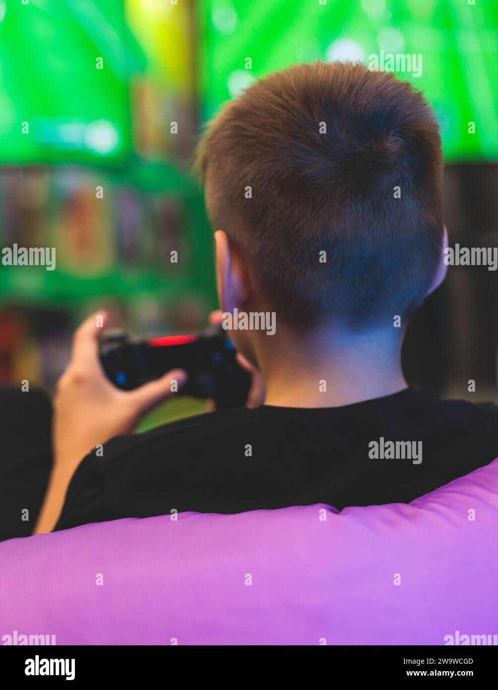 Process of playing video games, video game console with wireless ...