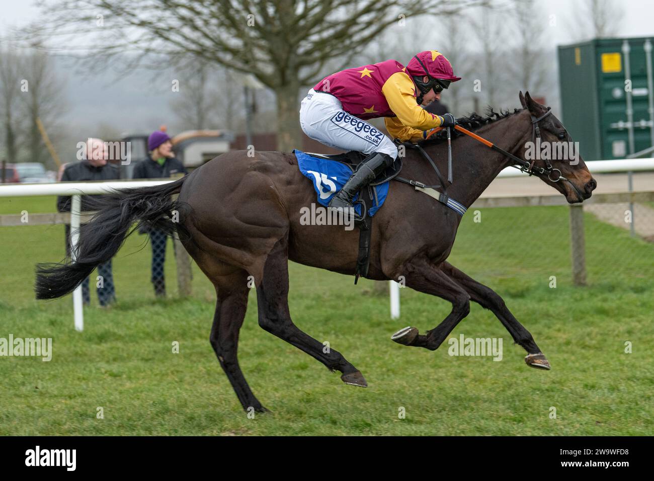 Christopher clive over hurdles hi-res stock photography and images - Alamy
