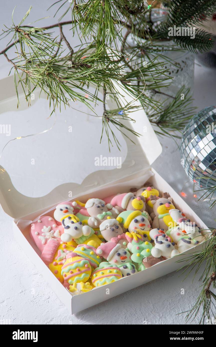 Christmas marshmallows. Winter candy in gift box. Sweet food in ...