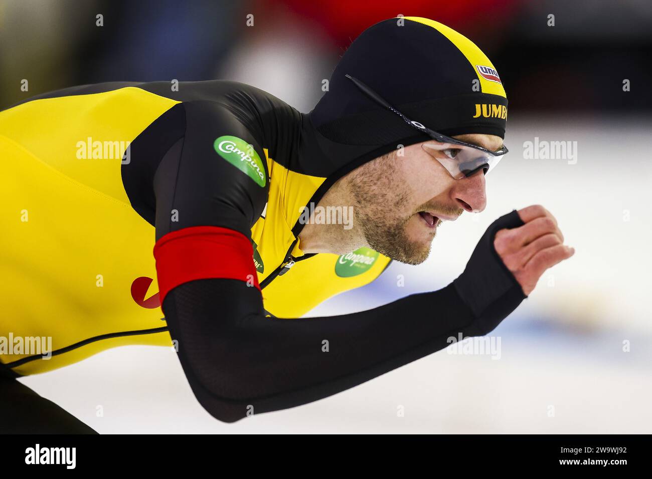 HEERENVEEN - Thomas Krol in action on the 1000 meters during the last ...