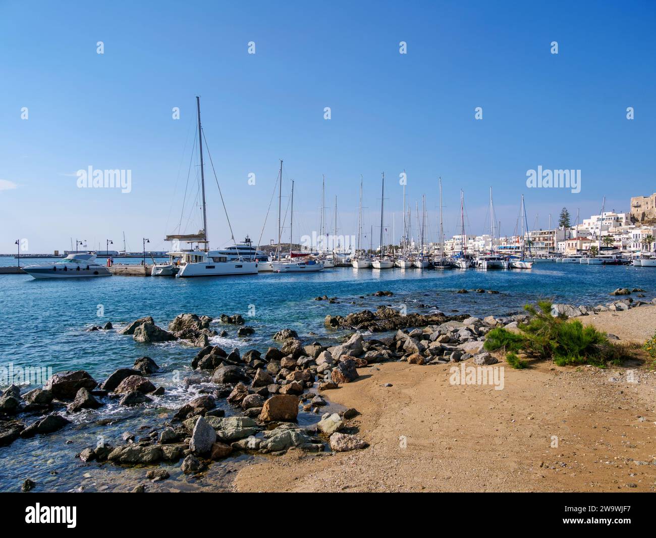 Naxos city skyline hi-res stock photography and images - Alamy