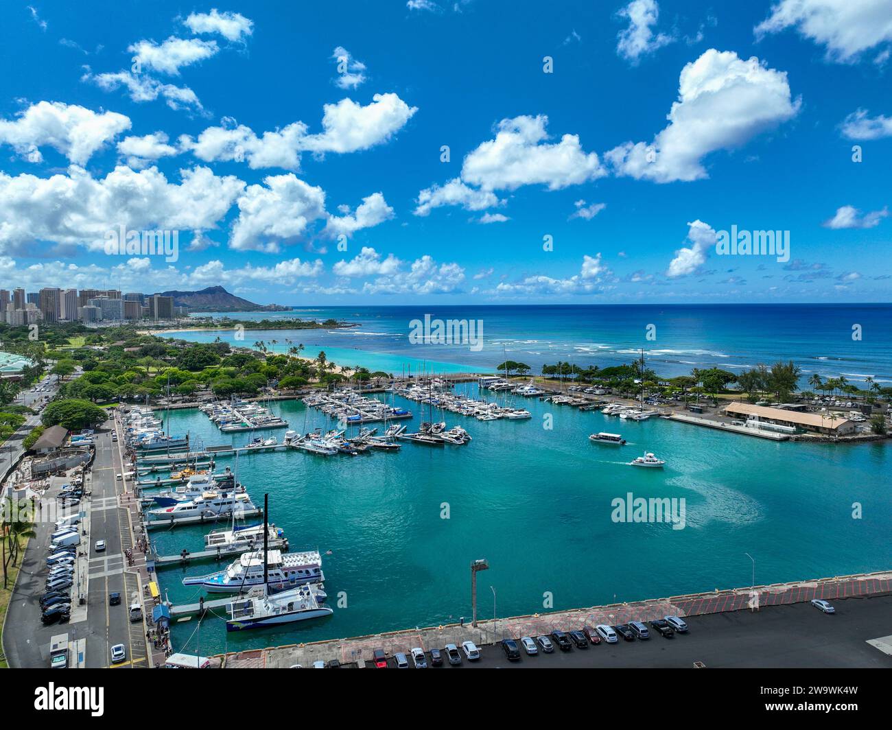 Kewalo basin hi-res stock photography and images - Alamy
