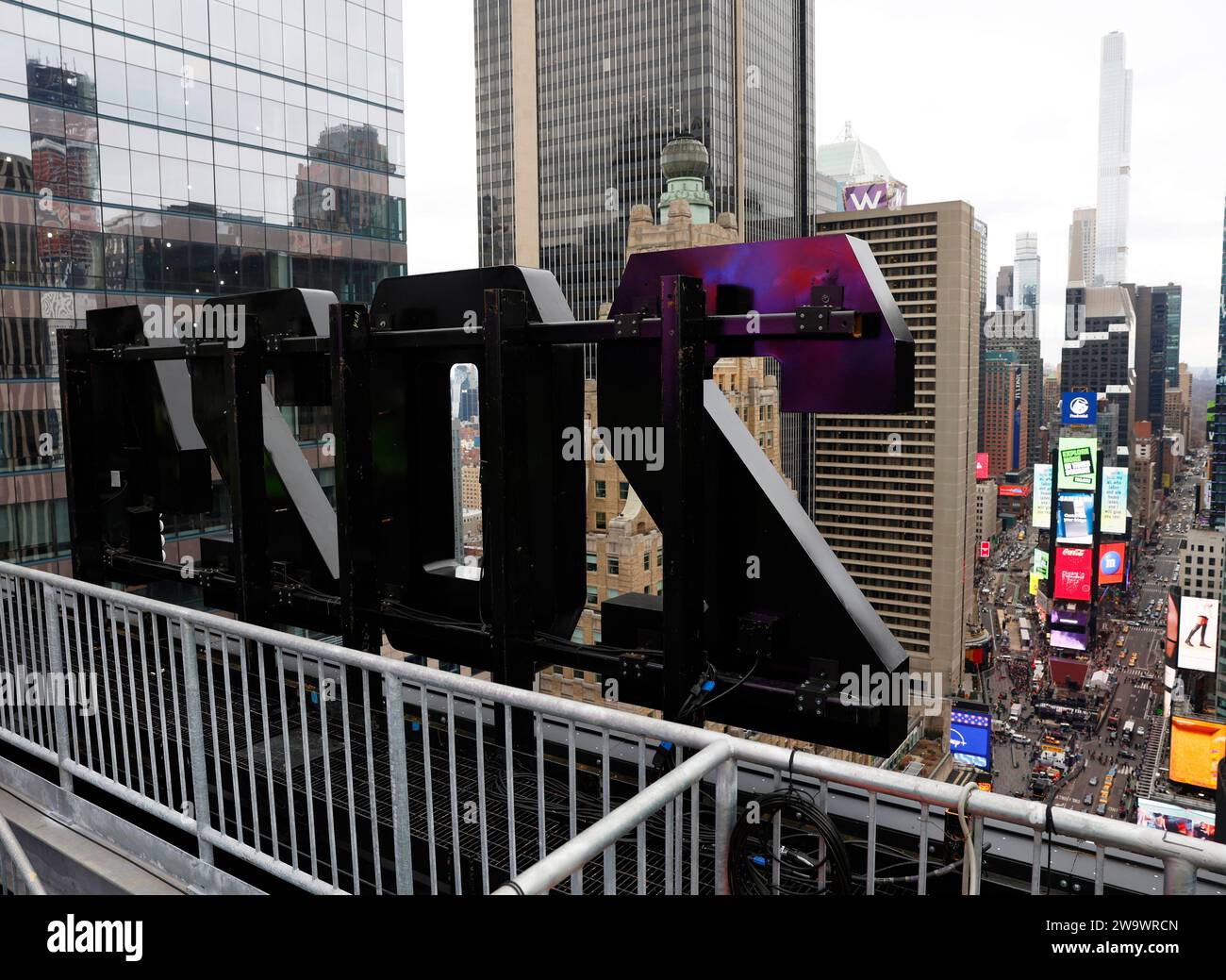 2024 numerals hi-res stock photography and images - Alamy