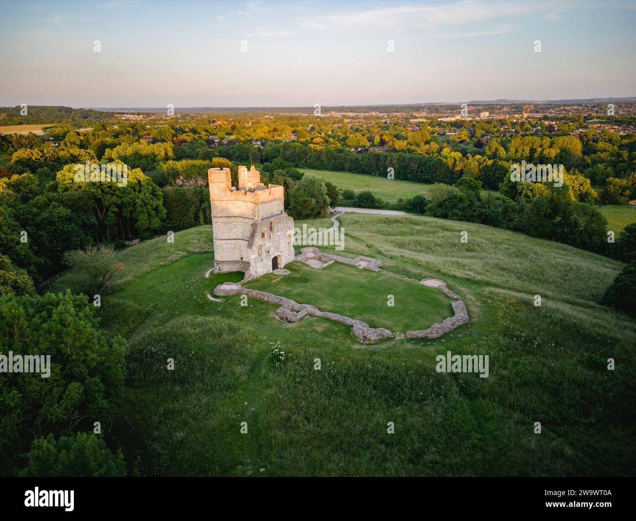 England berkshire newbury donnington castle hi-res stock photography ...