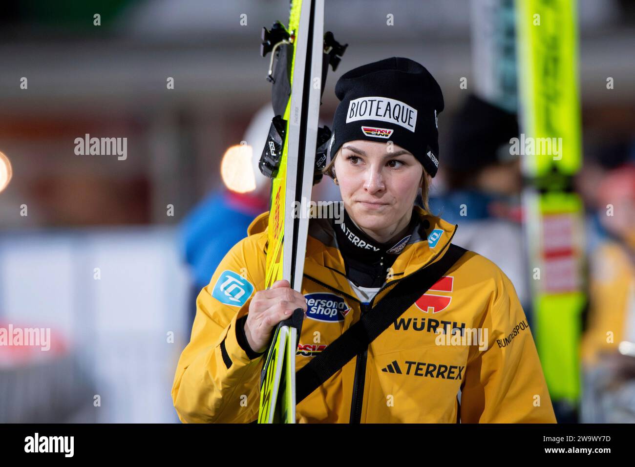 Anna Rupprecht (Deutschland) unzufrieden, GER, Auftaktspringen Two ...