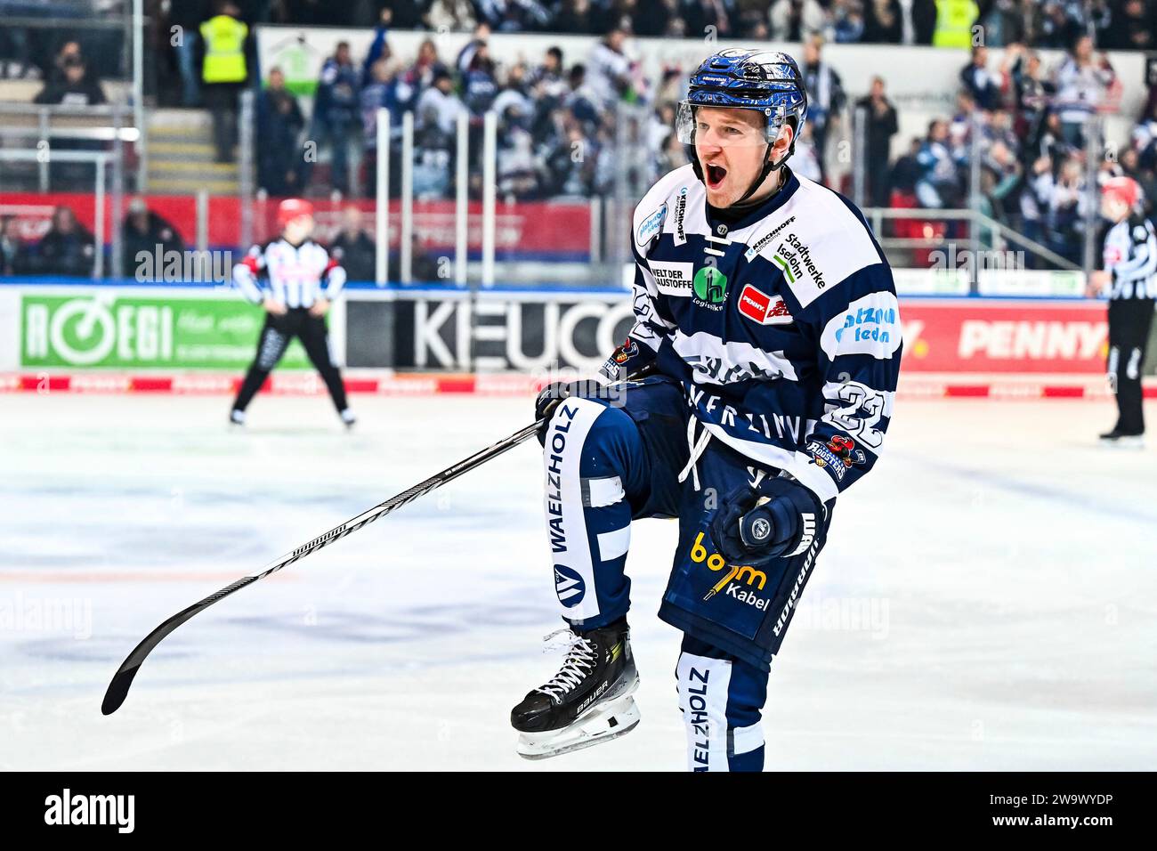 Iserlohn, Deutschland. 30th Dec, 2023. Torjubel, Jubel, Freude John ...