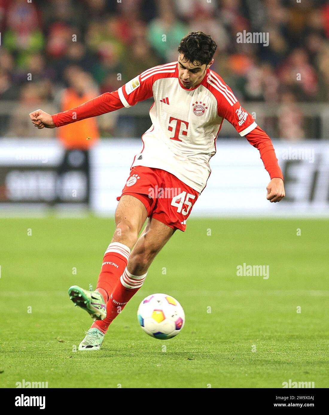 Munich, Deutschland. 17th Dec, 2023. firo : December 17th, 2023 ...