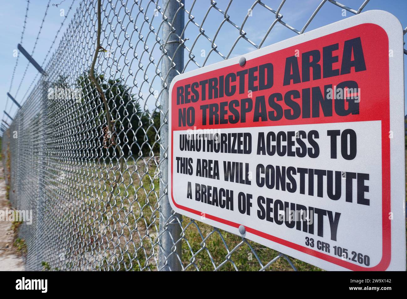 Morehead City, Amerika, 01. August 2023: Im Bild: Schild mit der ...