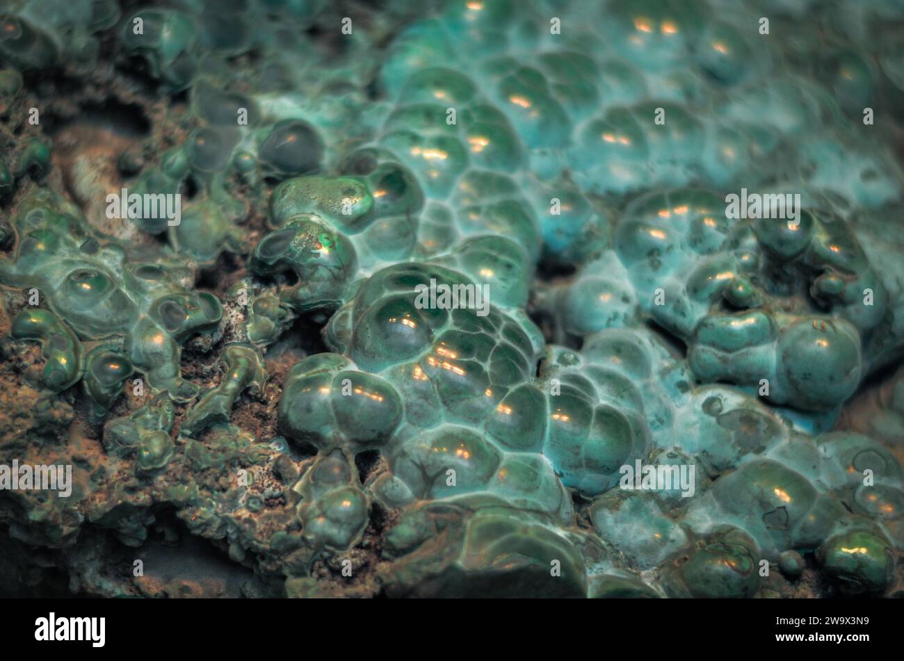 Green malachites hi-res stock photography and images - Alamy