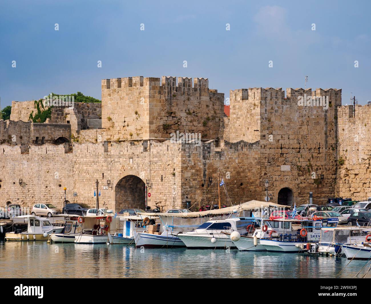 Kolona Harbour, Medieval Old Town, Rhodes City, Rhodes Island ...