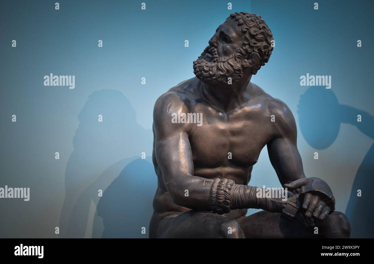 Ancient sculpture in Museum Of Natural History in Oxford, England Stock ...