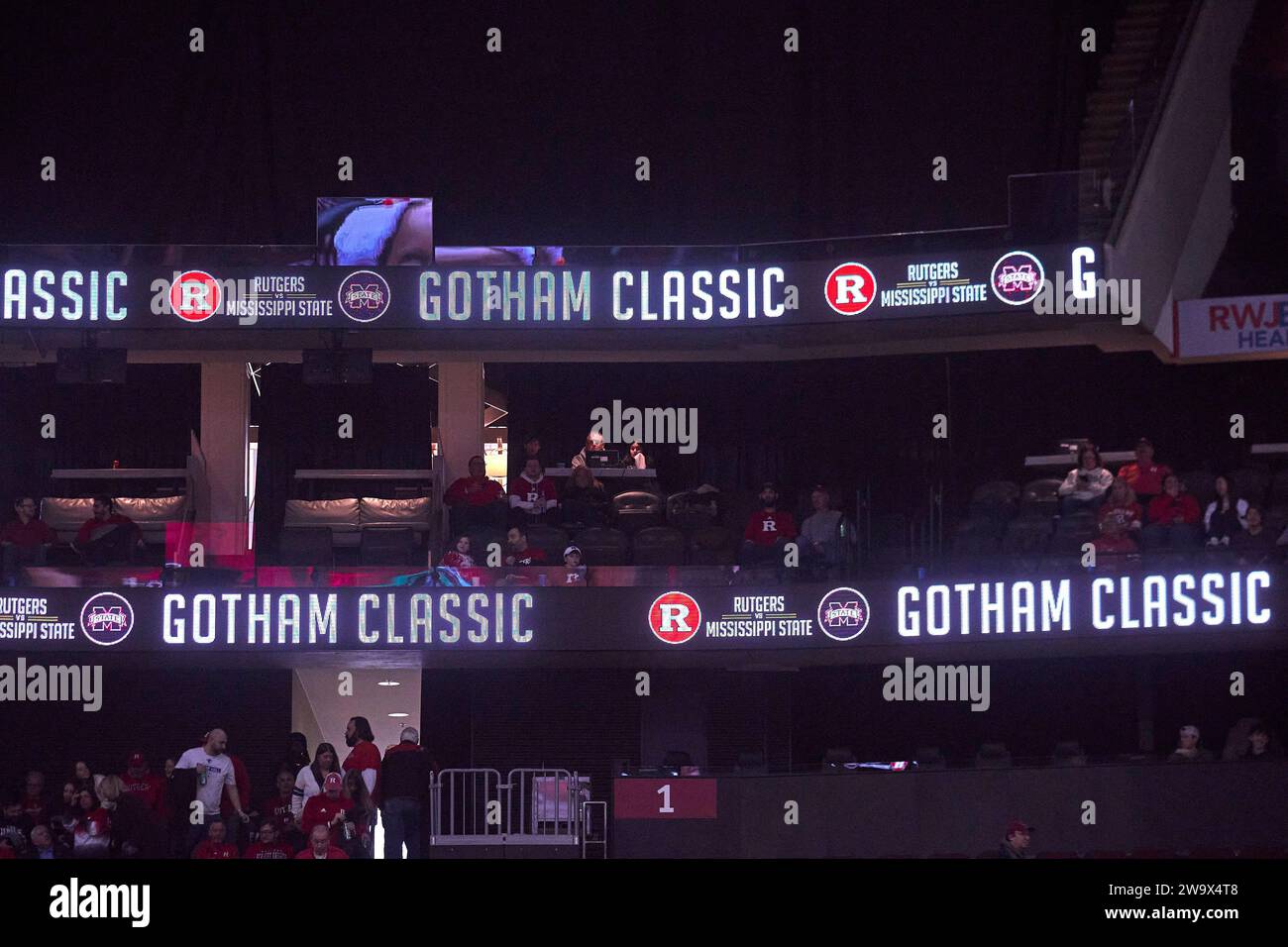 Gotham knights in hi-res stock photography and images - Alamy