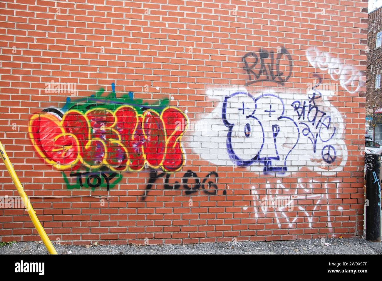 Graffiti mural in Hochelaga neighborhood in Montreal, Quebec, Canada ...